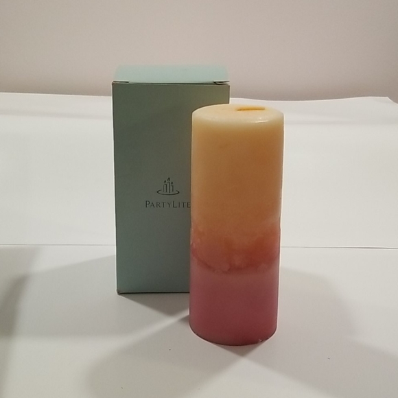PartyLite | Accents | Partylite Bird Of Paradise Pillar Candle | Poshmark